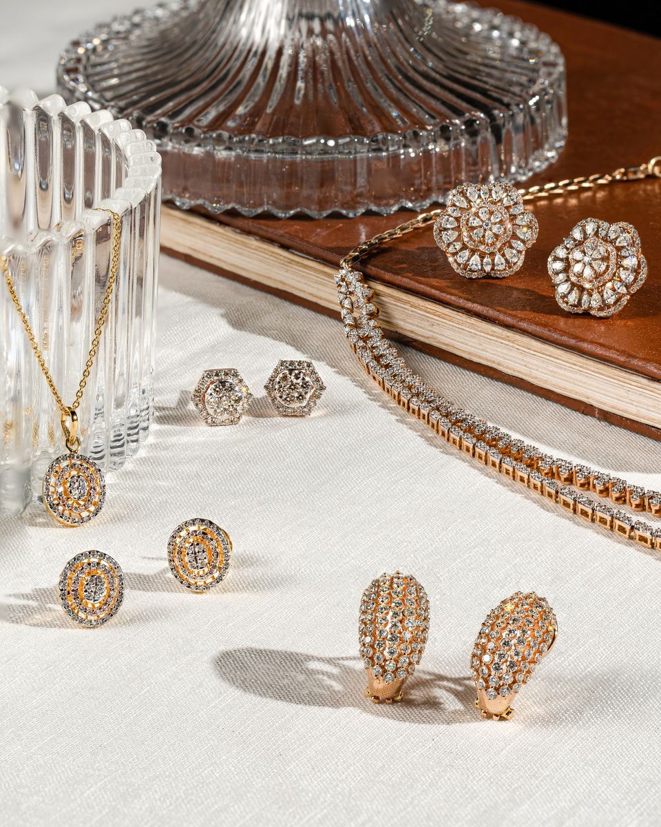 Exquisite Necklaces and Earrings with Precious Stones | AMISHEÈ FINE JEWELS